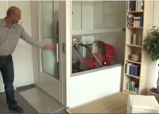 Aufzug im Haus - Ein Lift ohne Überfahrt und ohne Schacht